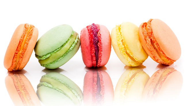 Un savoureux assortiment de 16 macarons